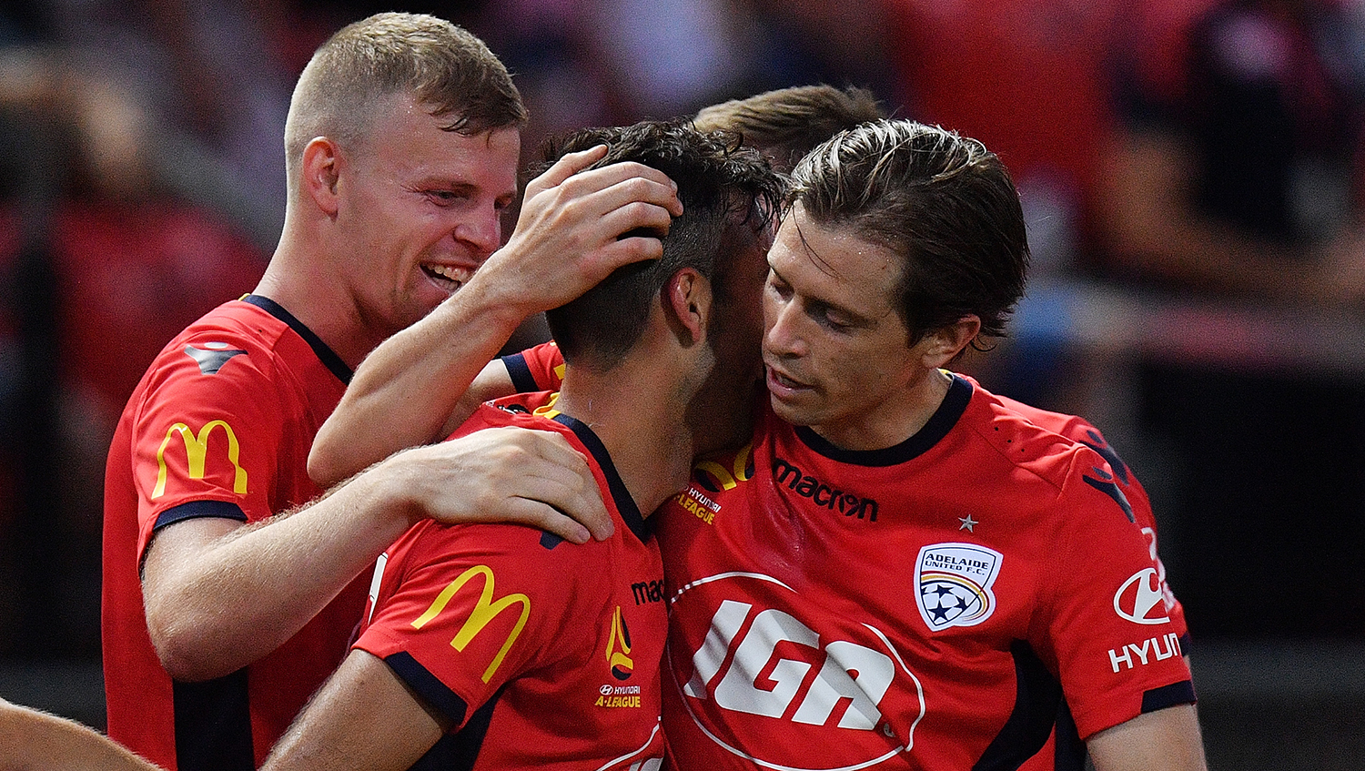 Goodwin delighted with Adelaide’s approach to thwart Victory - Adelaide ...