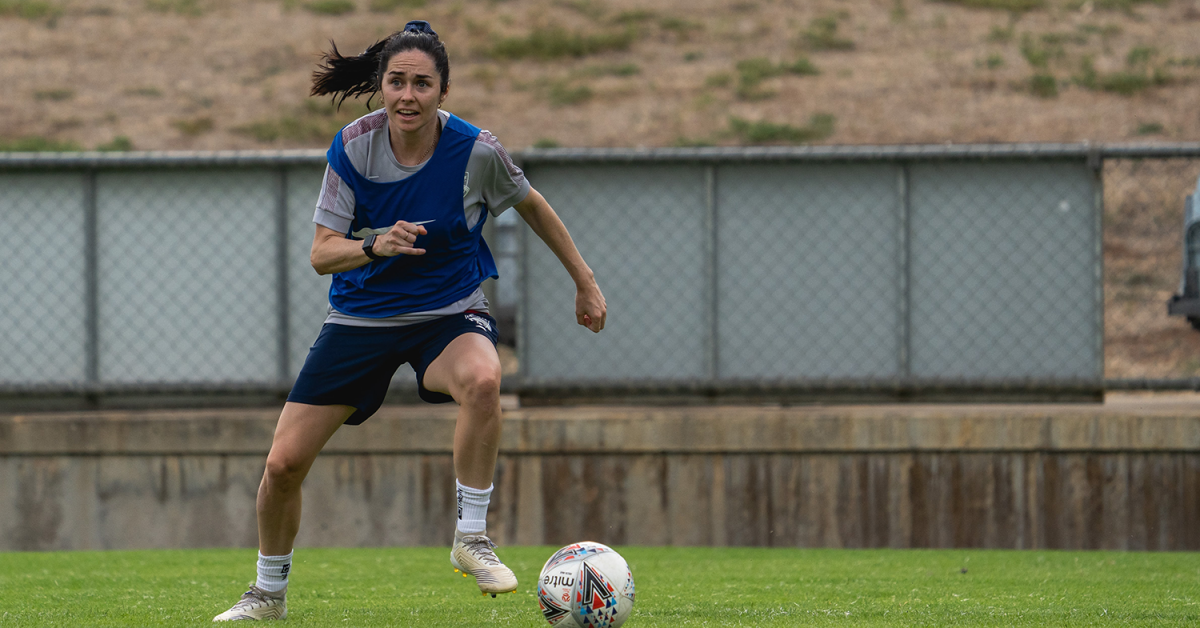 Duo return as Stenta announces squad for Sydney clash - Adelaide United