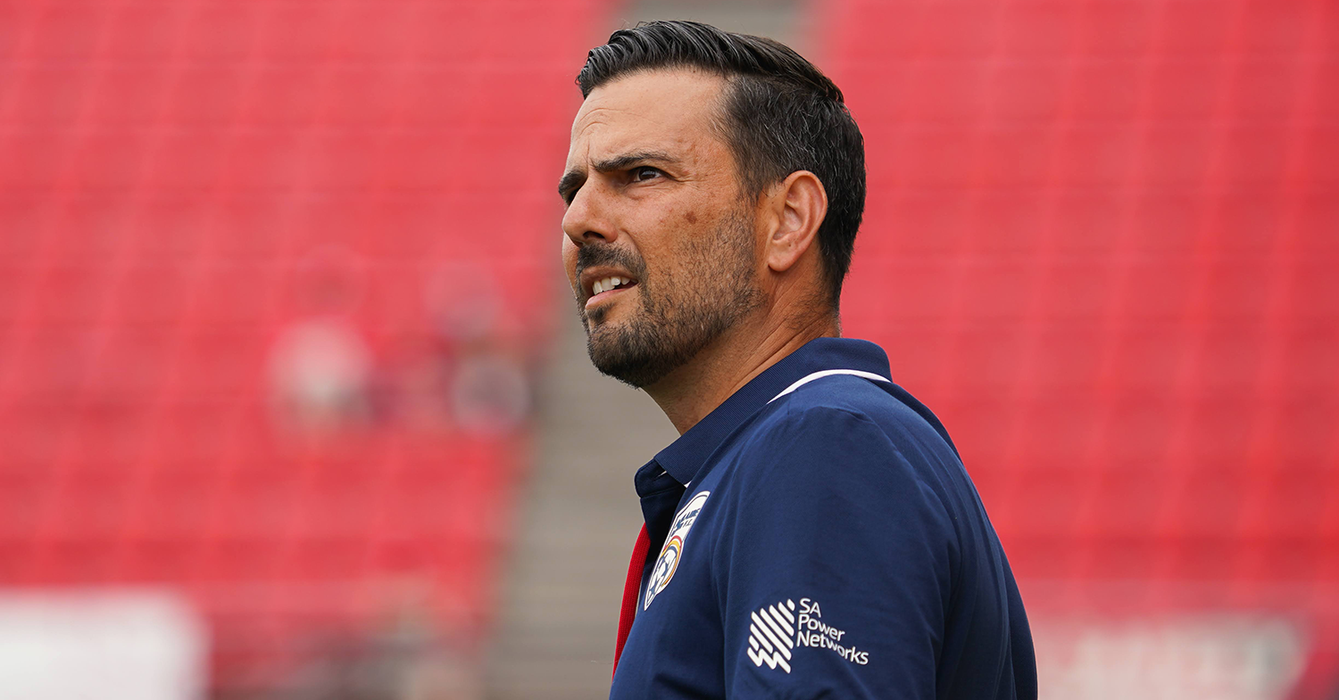Stenta expecting tough battle against Jets - Adelaide United