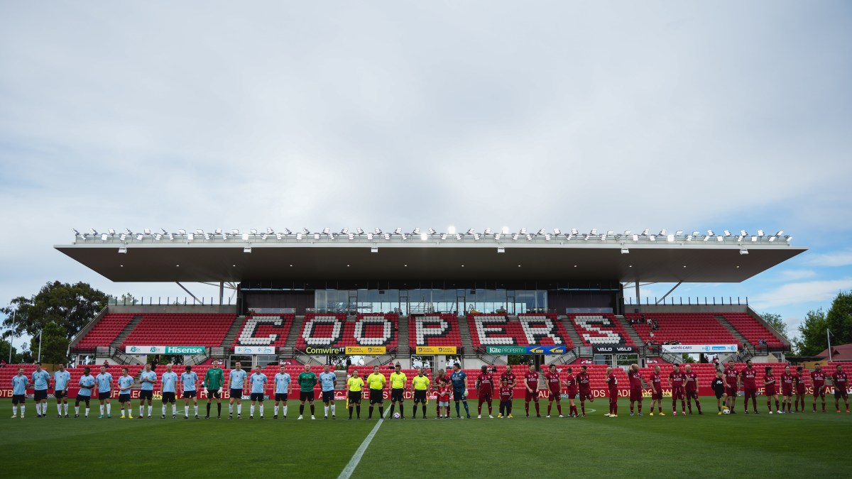 AUFC Legends fall to ADF Football on penalties - Adelaide United
